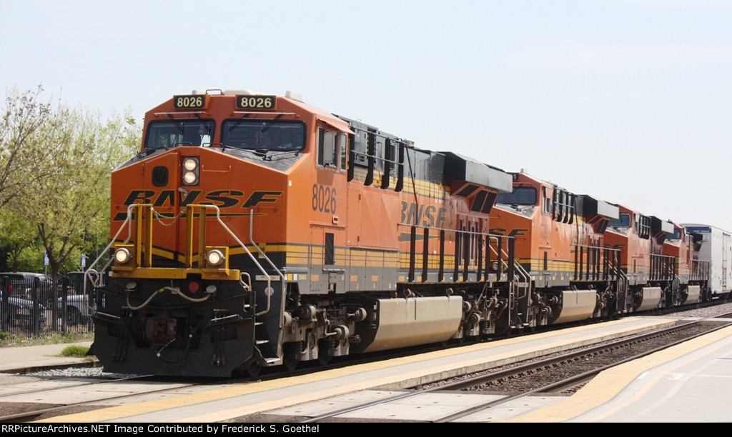 BNSF 8026 leads 3 other engines elephant style